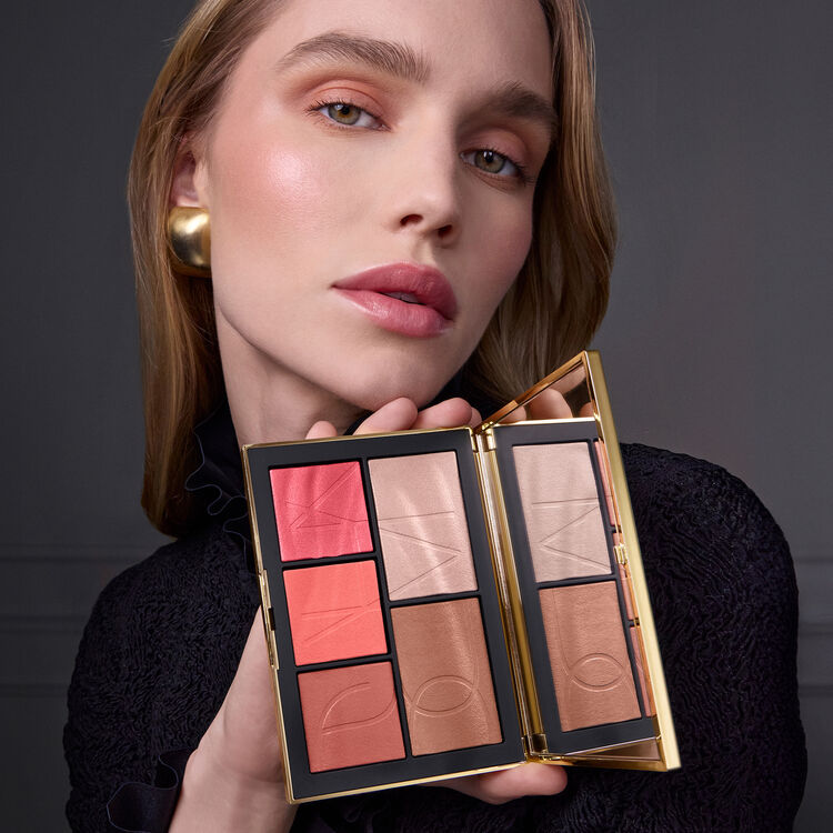 Pure Luxury Light Reflecting™ Cheek & Eye Palette I | NARS
