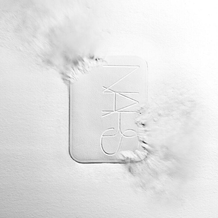 Light Reflecting Pressed Setting Powder | NARS Cosmetics