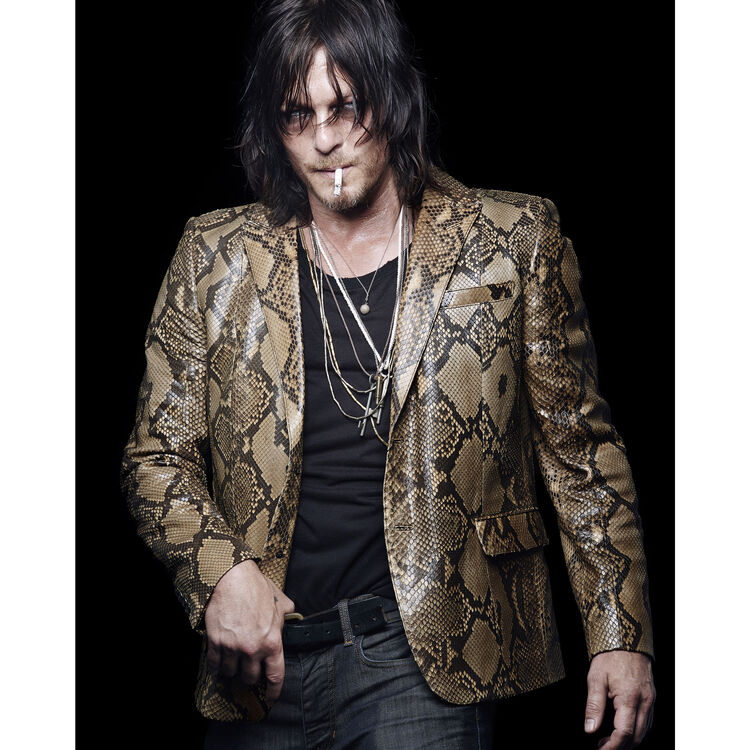 Persona Book | NARS Cosmetics