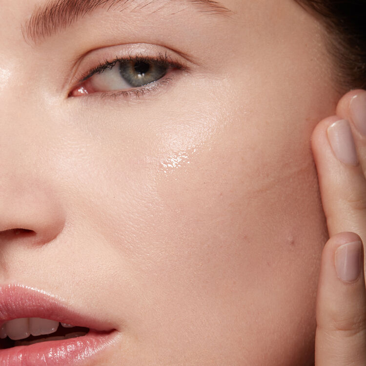 Light Reflecting Firming Serum | NARS Cosmetics